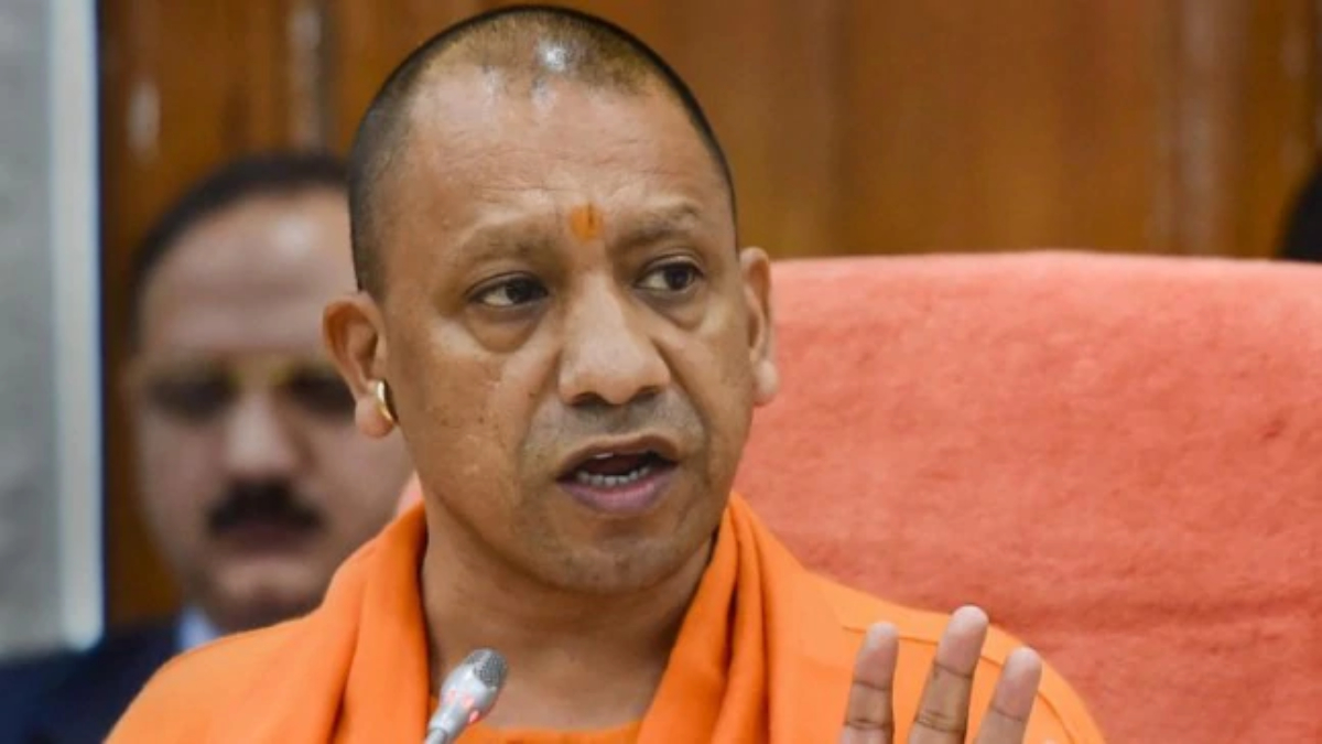 UP CM Yogi Adityanath holds review meeting on Covid-19 UP CM Yogi Adityanath holds review meeting on Covid-19