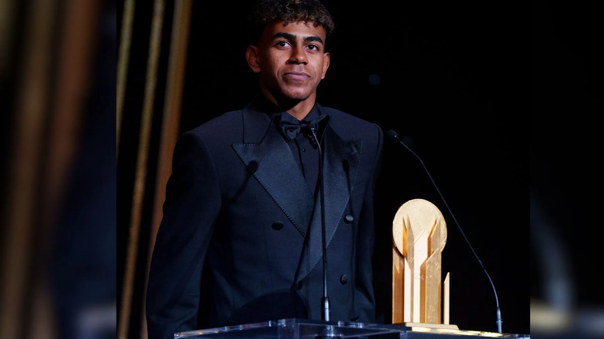 Barcelona's Rising Star Lamine Yamal Earns 2024 Kopa Trophy Barcelona's Rising Star Lamine Yamal Earns 2024 Kopa Trophy